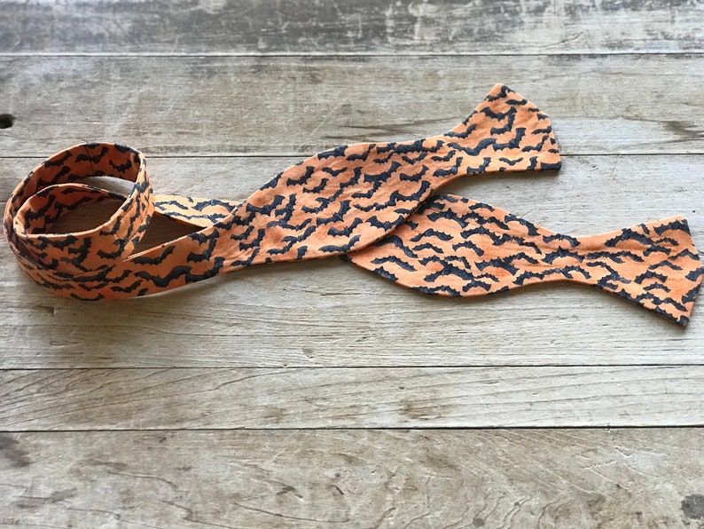 Simply Me • Gentlemen | Gent Bow Tie | Self-tie Bow Tie & Pocket Square ...