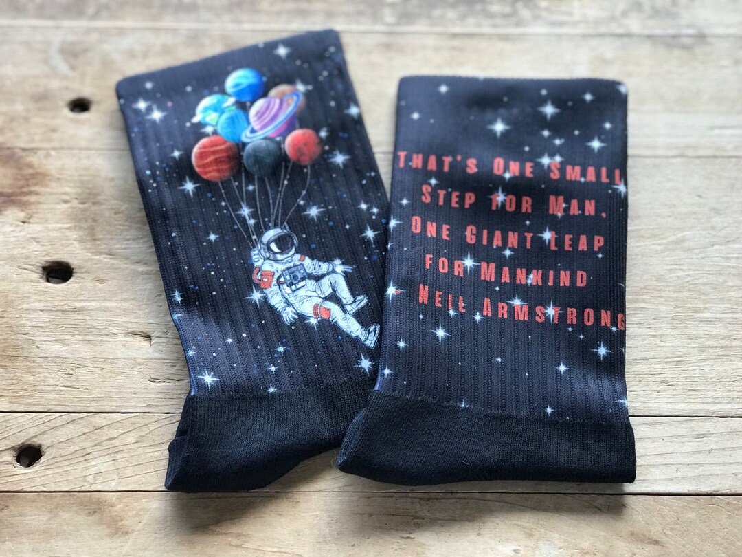 Astronaut in Space Crew Socks | Astronaut | Black/white | Planets ...