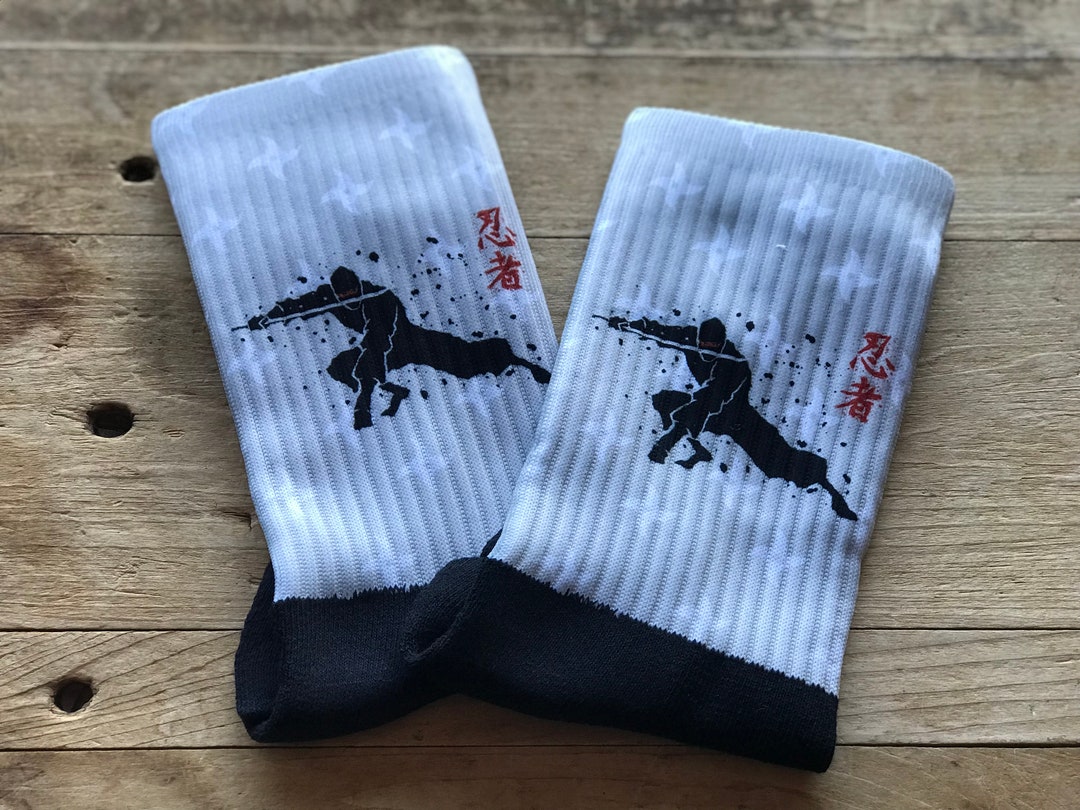 Ninja Crew Socks | Ninja | Shuriken | Throwing Star | Grey/white/red ...