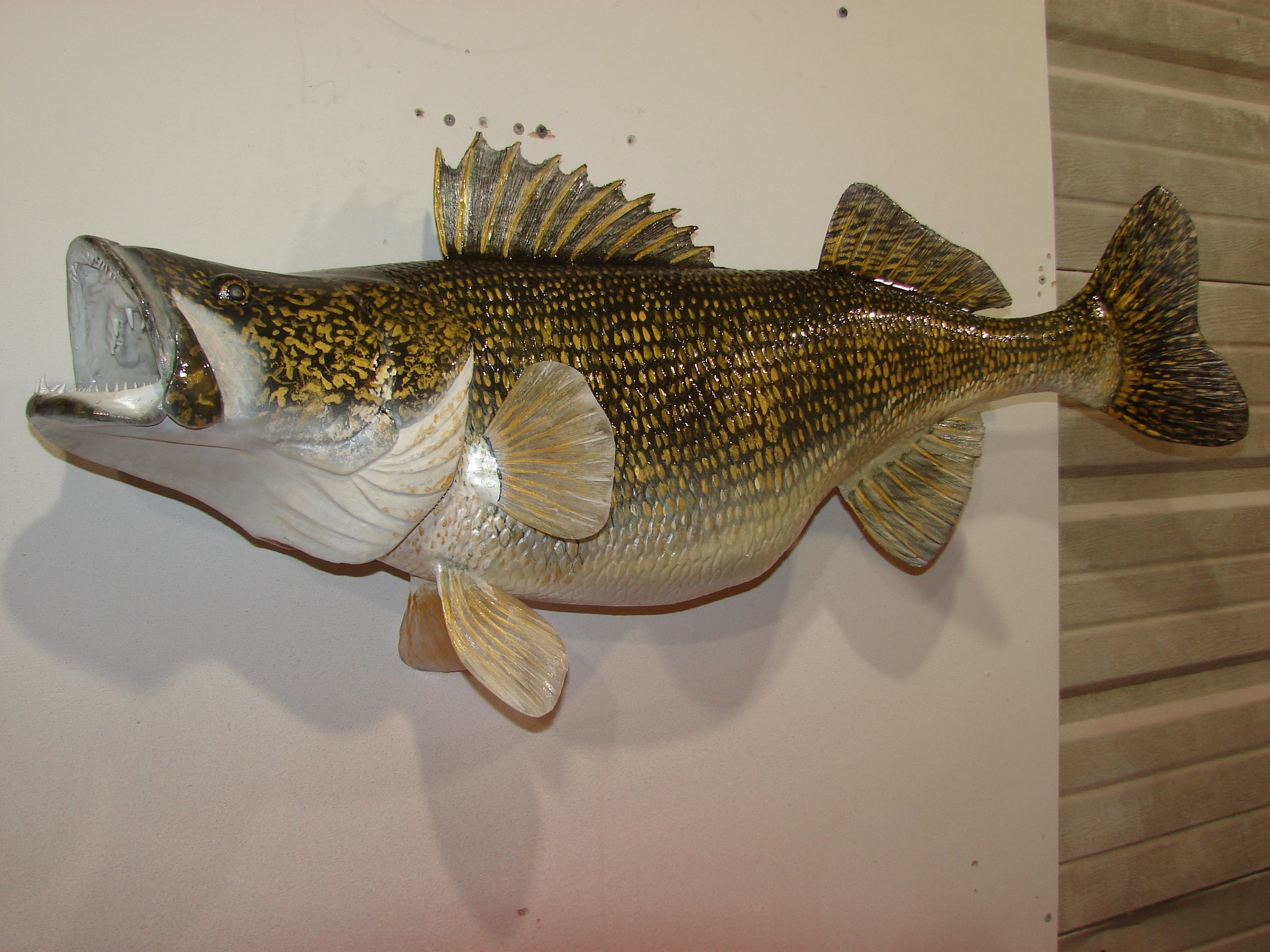 34 1/2 Walleye Hand Made Sculpture Carving Muskie Northern Pike Bass ...