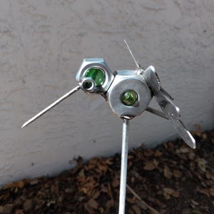 Green Humming Bird, Miniature Welded Metal Sculpture, Garden Stake, up ...