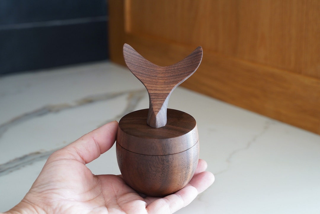 Walnut Box With Carved Whale Tail Knob / Unique Keepsake Box - Etsy