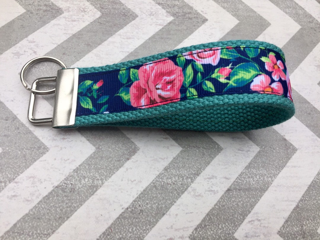 Floral Key Fob/flower Key Fob/floral Wristlet/floral Keychain/flowers ...