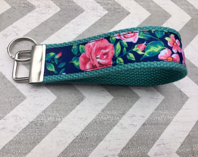 Floral Key Fob/flower Key Fob/floral Wristlet/floral Keychain/flowers ...