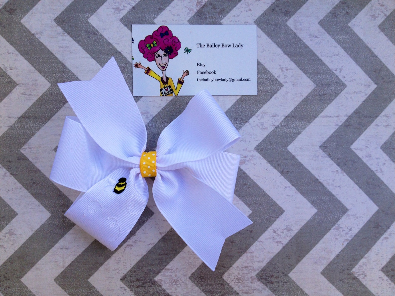 Bee Hair Bow/bee Bow/embroidered Hair Bow/hair Bow - Etsy
