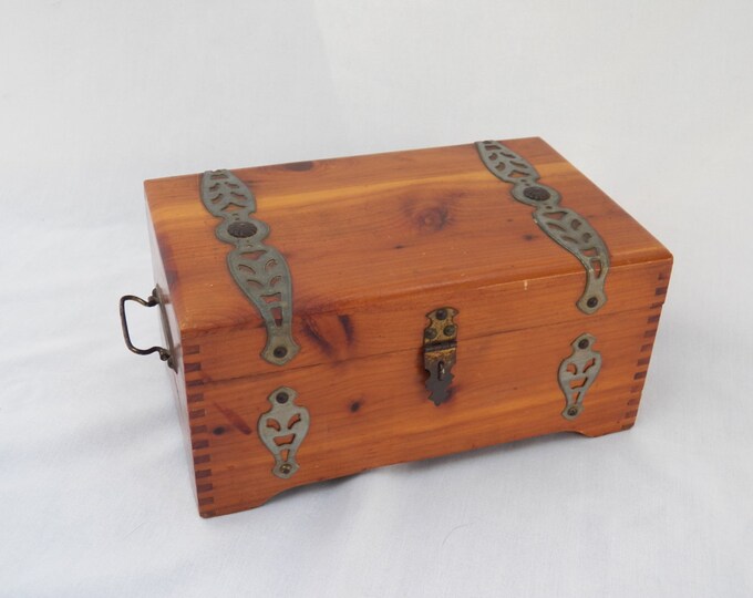 Vintage Cedar Treasure Chest Memory Box W/ Metal Hardware Dovetail ...