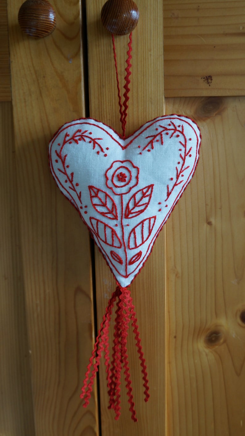 Swedish Heart: a Redwork Embroidery Pattern Valentine's - Etsy