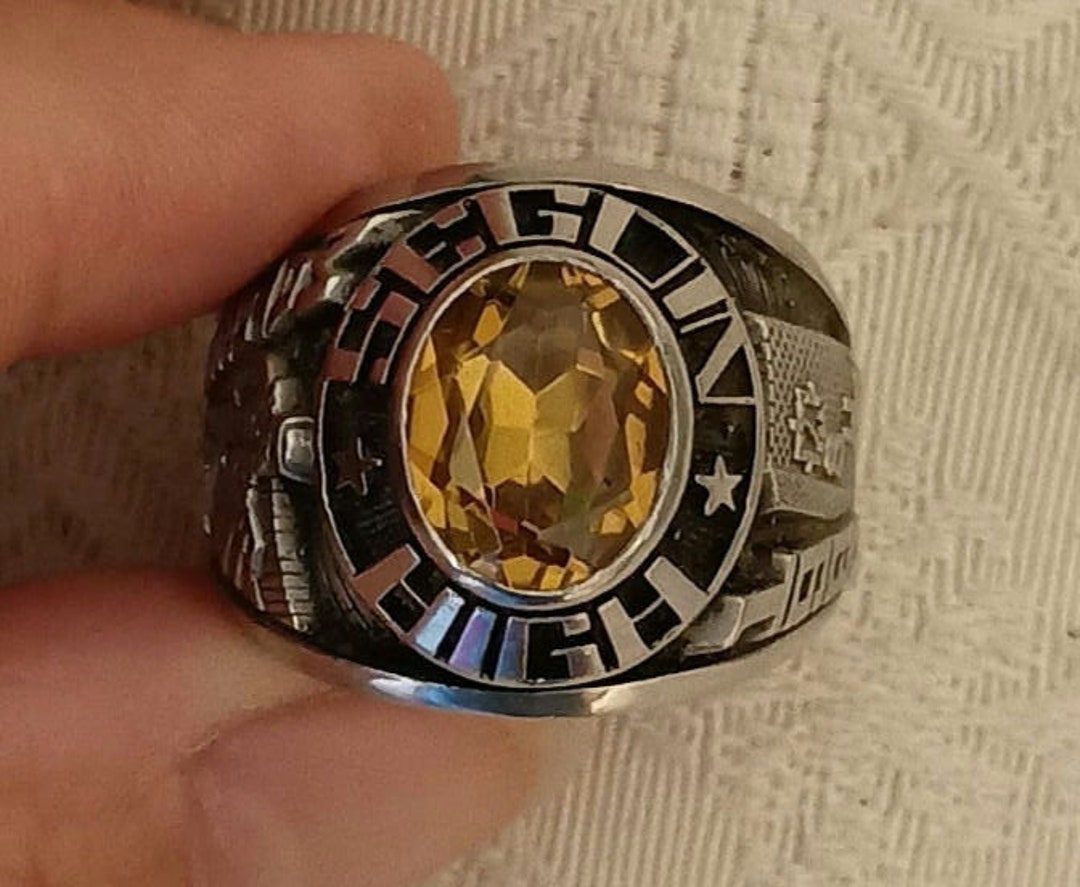 Vintage Highschool Class Ring 1990 Seguin HS - Etsy