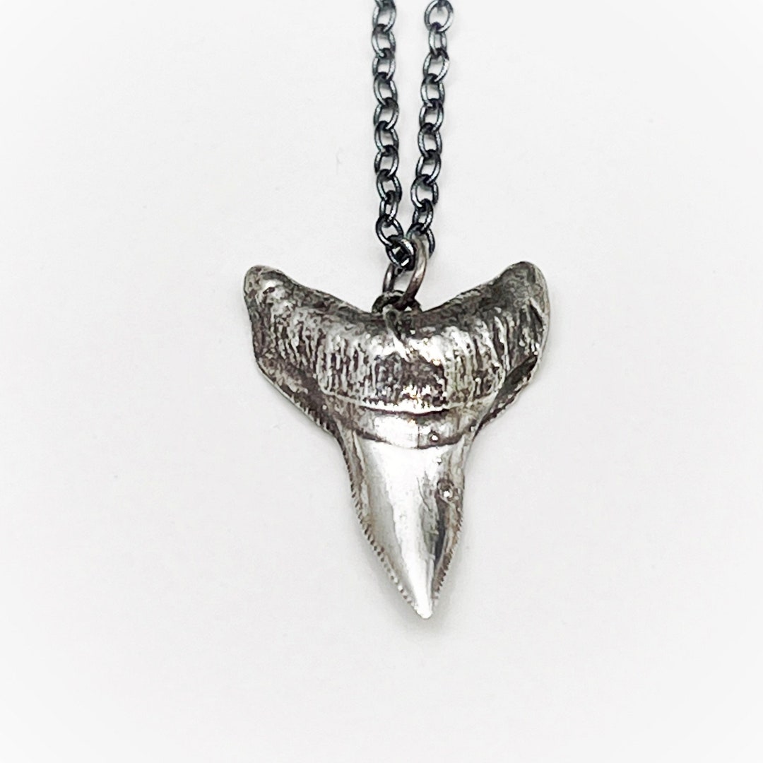 Sterling Silver Shark Tooth Necklace - Etsy