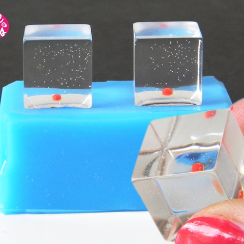 2 Cubes Silicone Mold-mold to Make 2 Resin Cubes 15 Mm-house - Etsy