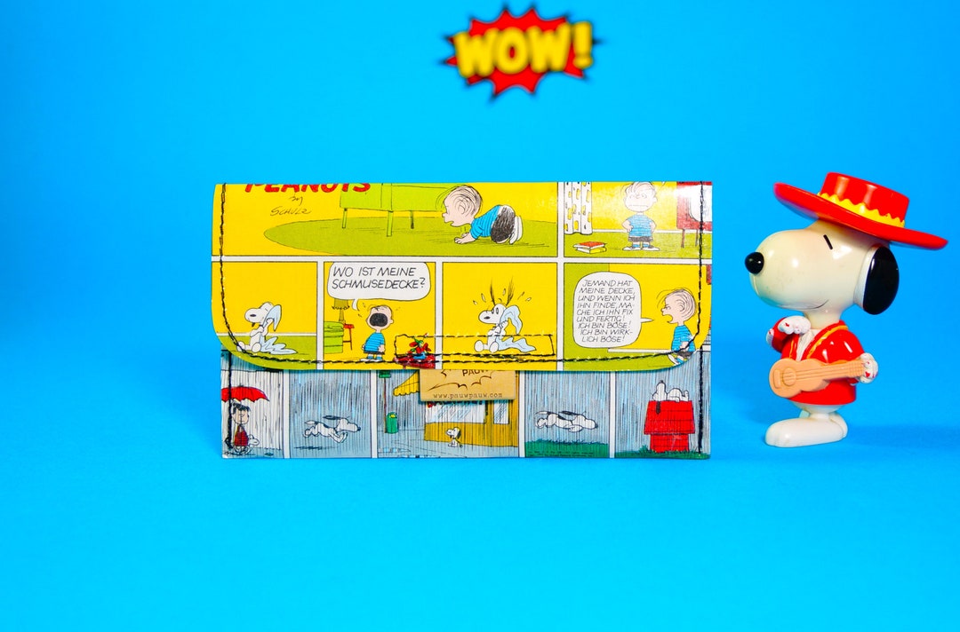 SNOOPY & PEANUTS Comic Tobacco Pouch One-off - Etsy