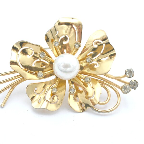 Coro Flower Brooch - Etsy