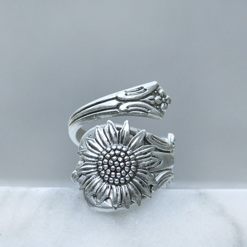 Sunflower Ring - Etsy