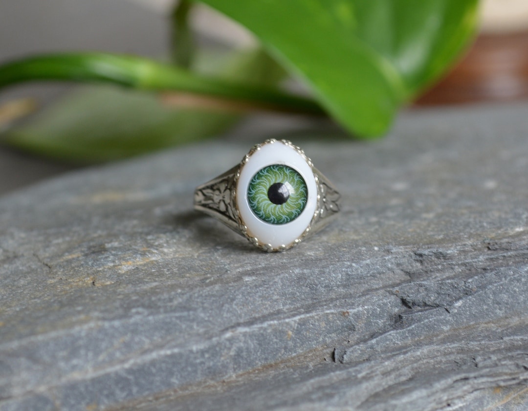 Eyeball Ring, Cameo Ring, Vintage Style Eye Ring, Adjustable, Silver ...