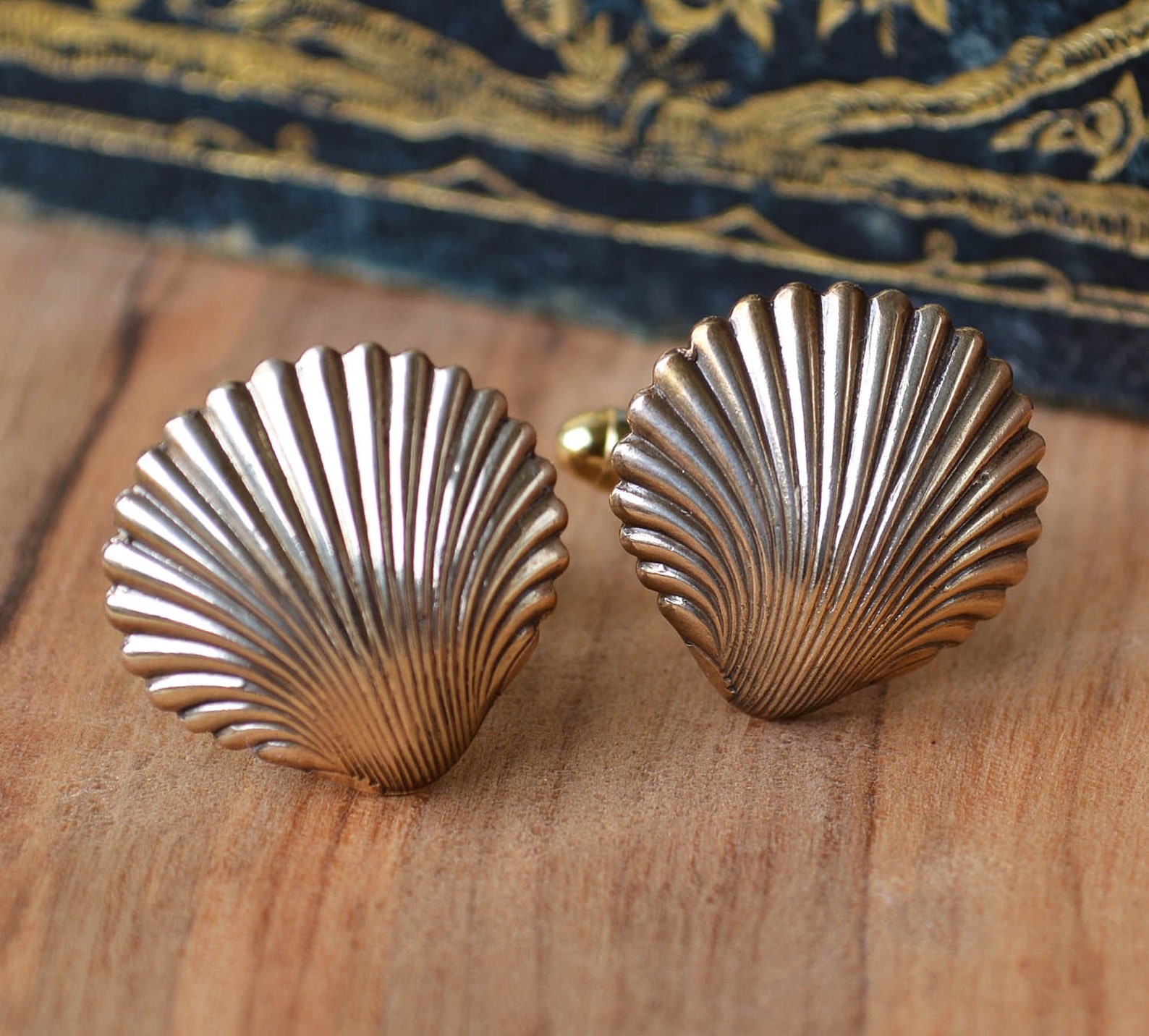 Seashell cufflinks Nautical Shell cufflinks Beach Cufflinks | Etsy