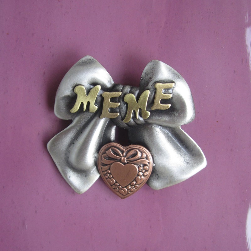 Meme Gifts - 60+ Gift Ideas for 2024