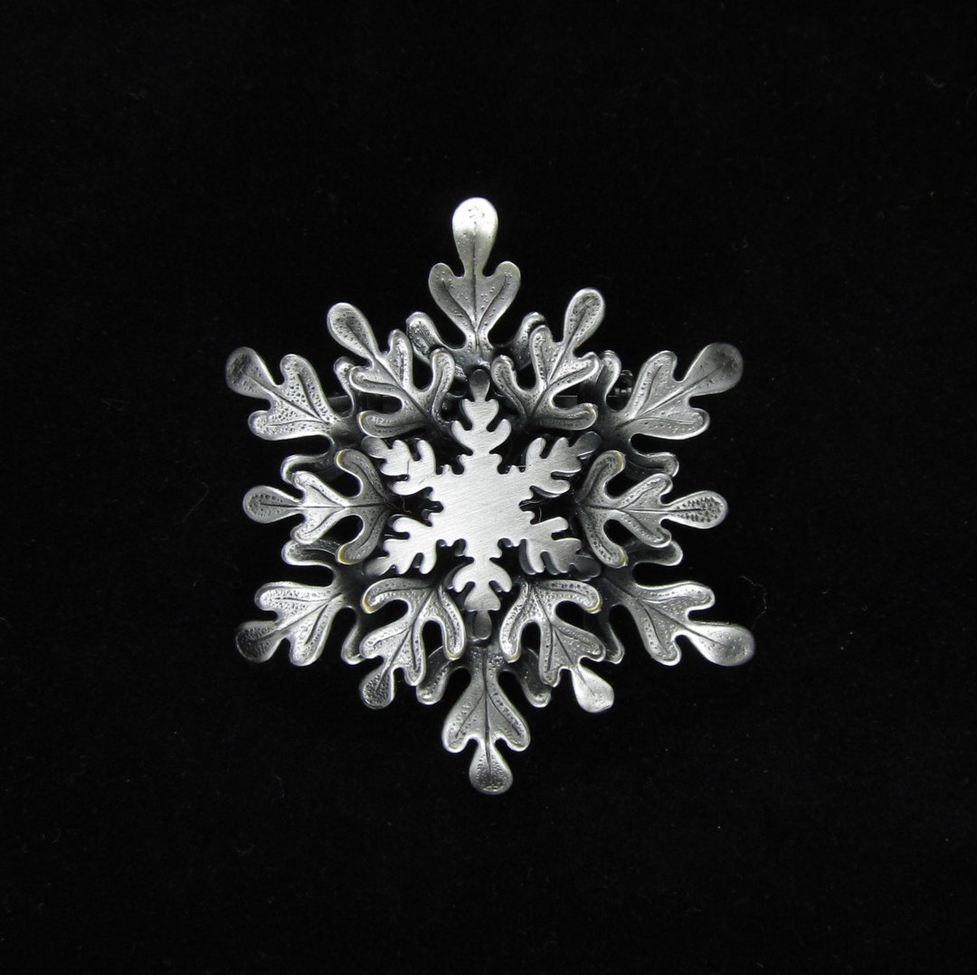 Snowflake Pin- Snowflake Brooch- Snowflake Jewelry- Winter Brooch ...