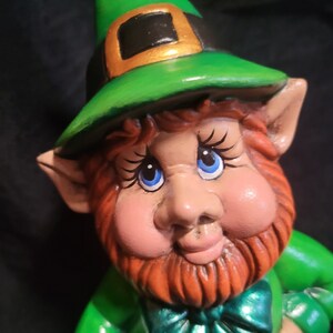 St Patrick's Day Shamrock Lephrechaun With a Shalalee - Etsy