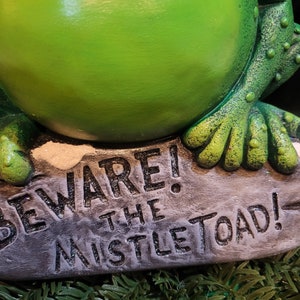 Hand Painted Ceramic Frog Toad Beware of the Mistle Toad Mistletoe - Etsy