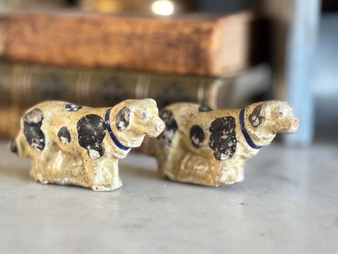 2 Vintage Dogs / Farm / Animal / Spotted / Antique / Dog Great Pyrenees ...