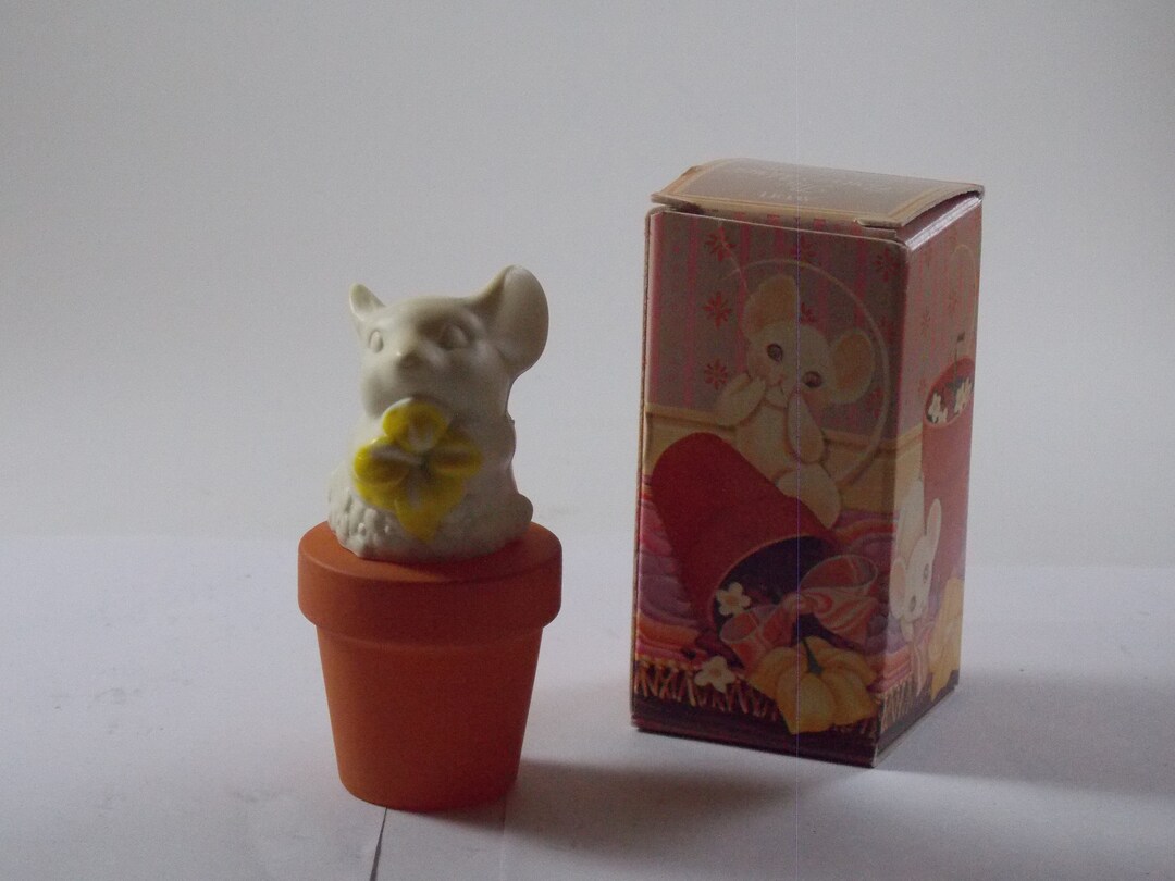 Vintage Flower Mouse Avon Bottle - Etsy
