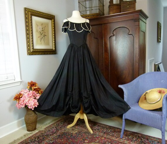 40s Black Satin with Pink Piping Off The Shoulder Eve… - Gem