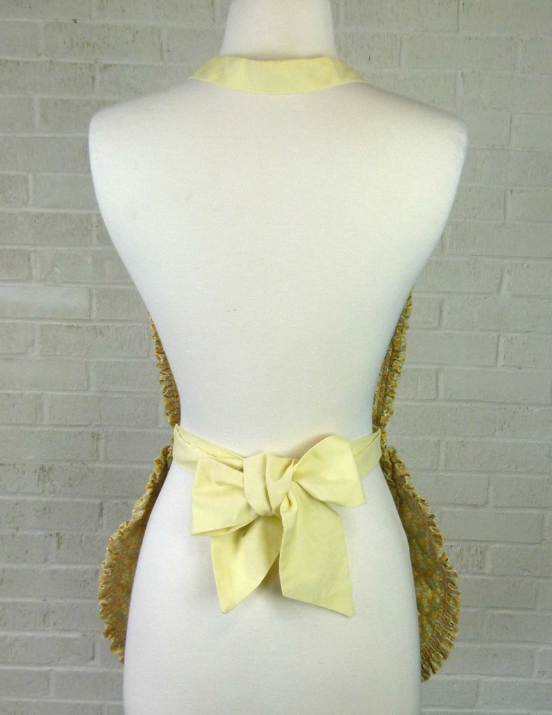 50s Kitchen Apron Made From Two Flowered Oval Place Mats - Etsy