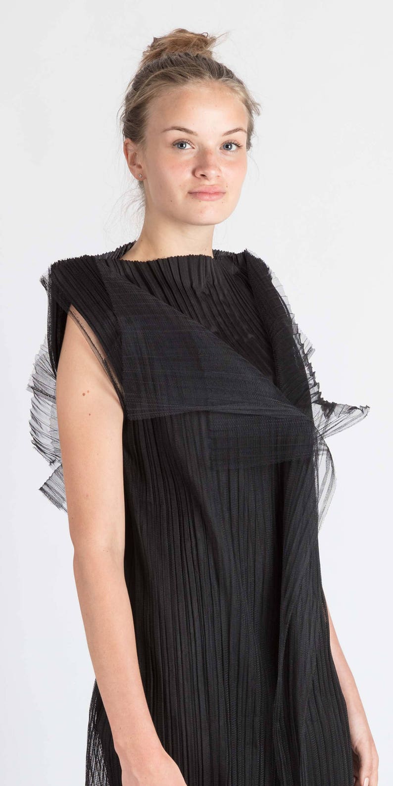 PLEATS UNDO Textile Body Adornment - Etsy