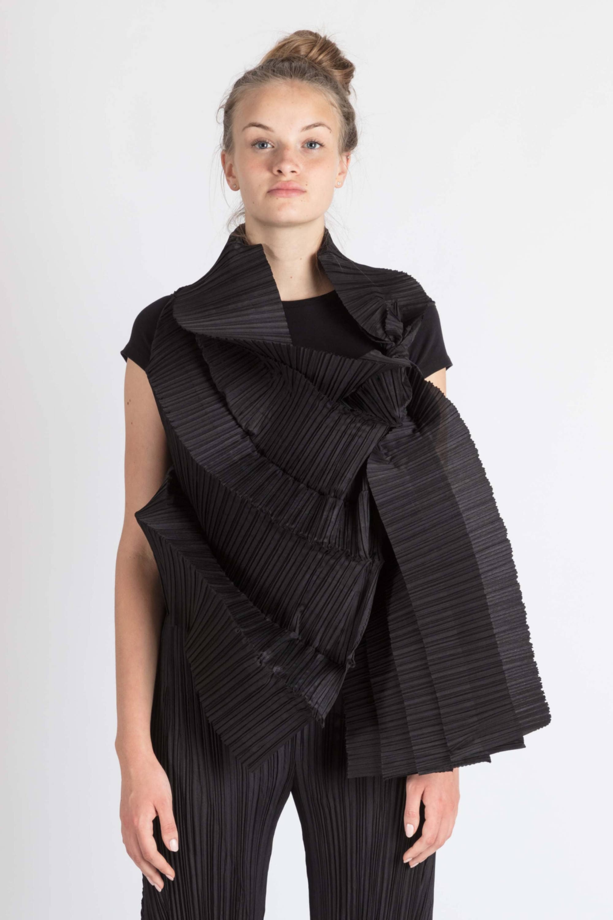 PLEATS - ORIGAMI VII- Textile Body Adornment - Etsy