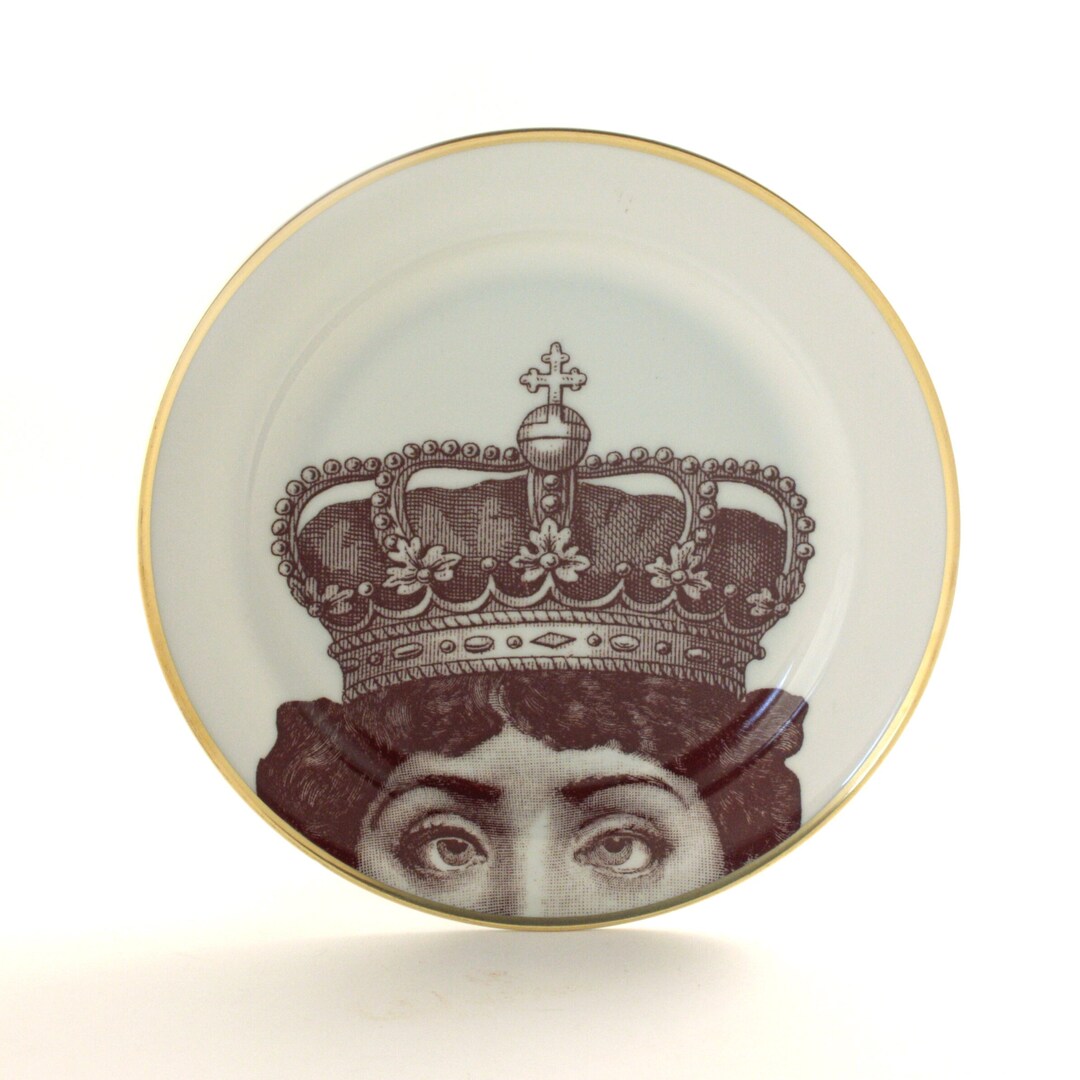 Royal Gift for Her or Mom Plate, Personizable Victorian Woman Crown ...