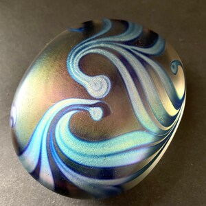 Robert Eickholt Blue Swirl Iridescent Heart Hand-blown Glass ...