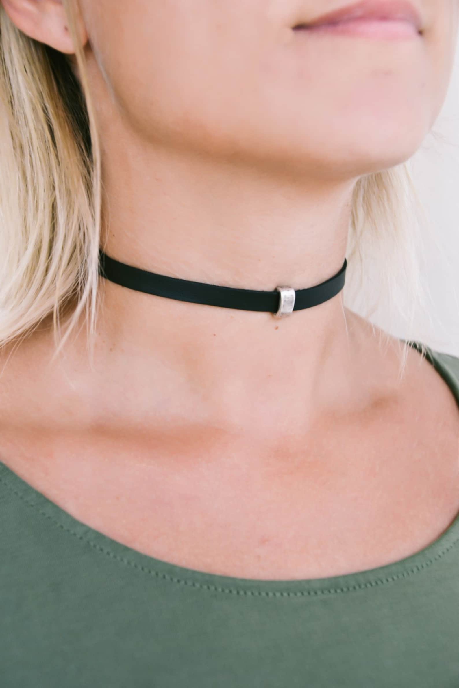Collier Tour de cou noir pour les femmes perle rectangle | Etsy