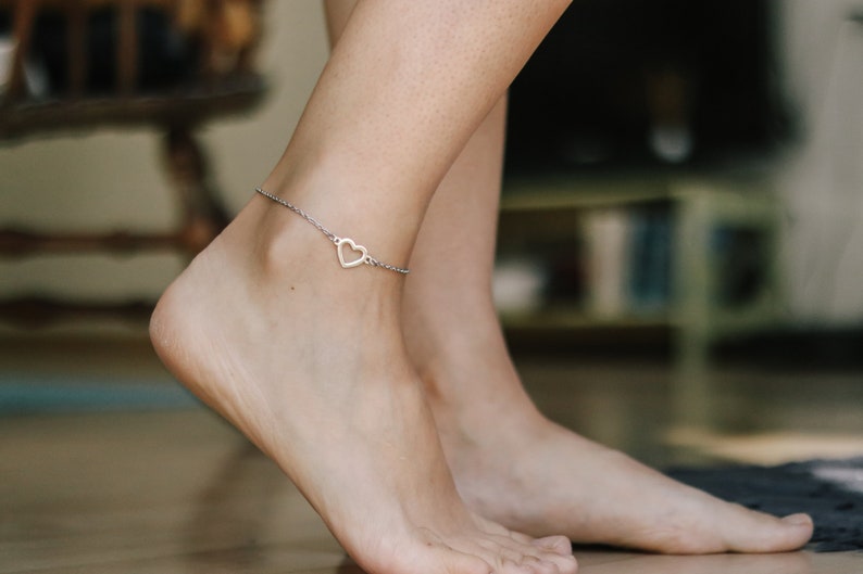 Heart Anklet Waterproof Silver Chain Ankle Bracelet, Outline Heart ...