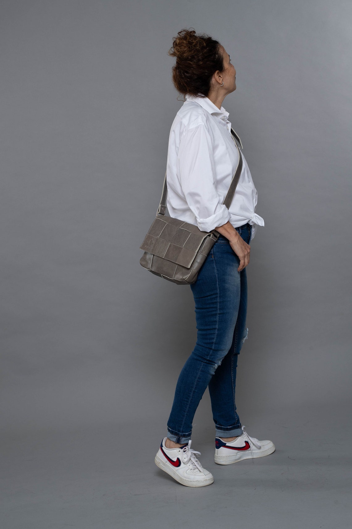 Gray Leather Cross Shoulder Purse Bag, Small Items One Strap Over the ...