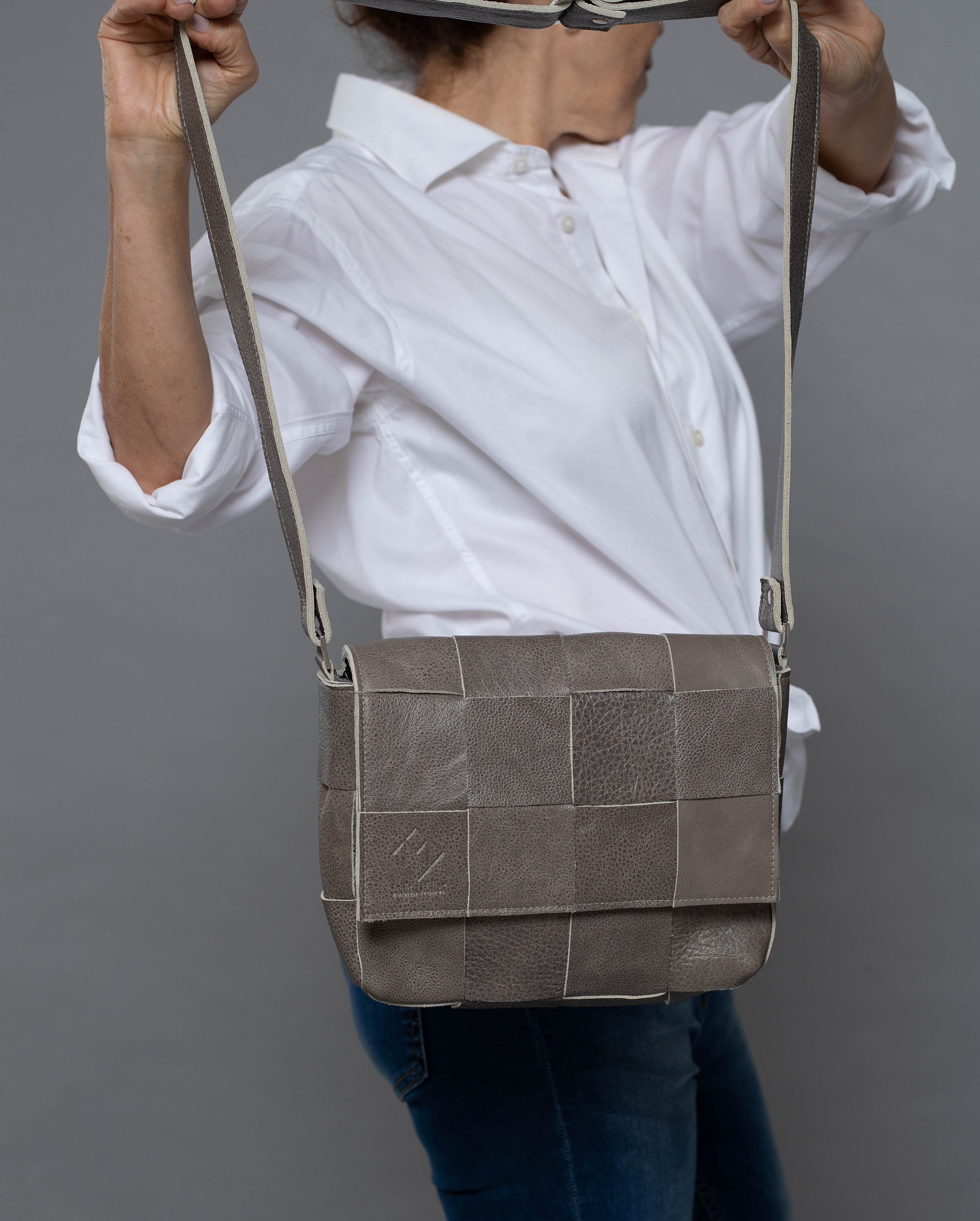 Gray Leather Cross Shoulder Purse Bag, Small Items One Strap Over the ...