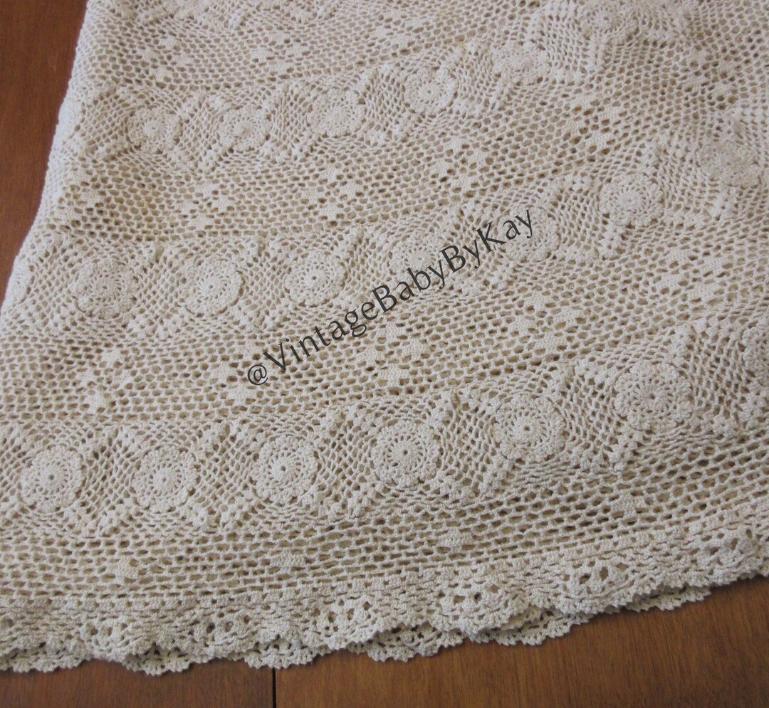 Crochet Lace Tablecloth Vintage Ecru Floral, Heavyweight Elegant Table ...