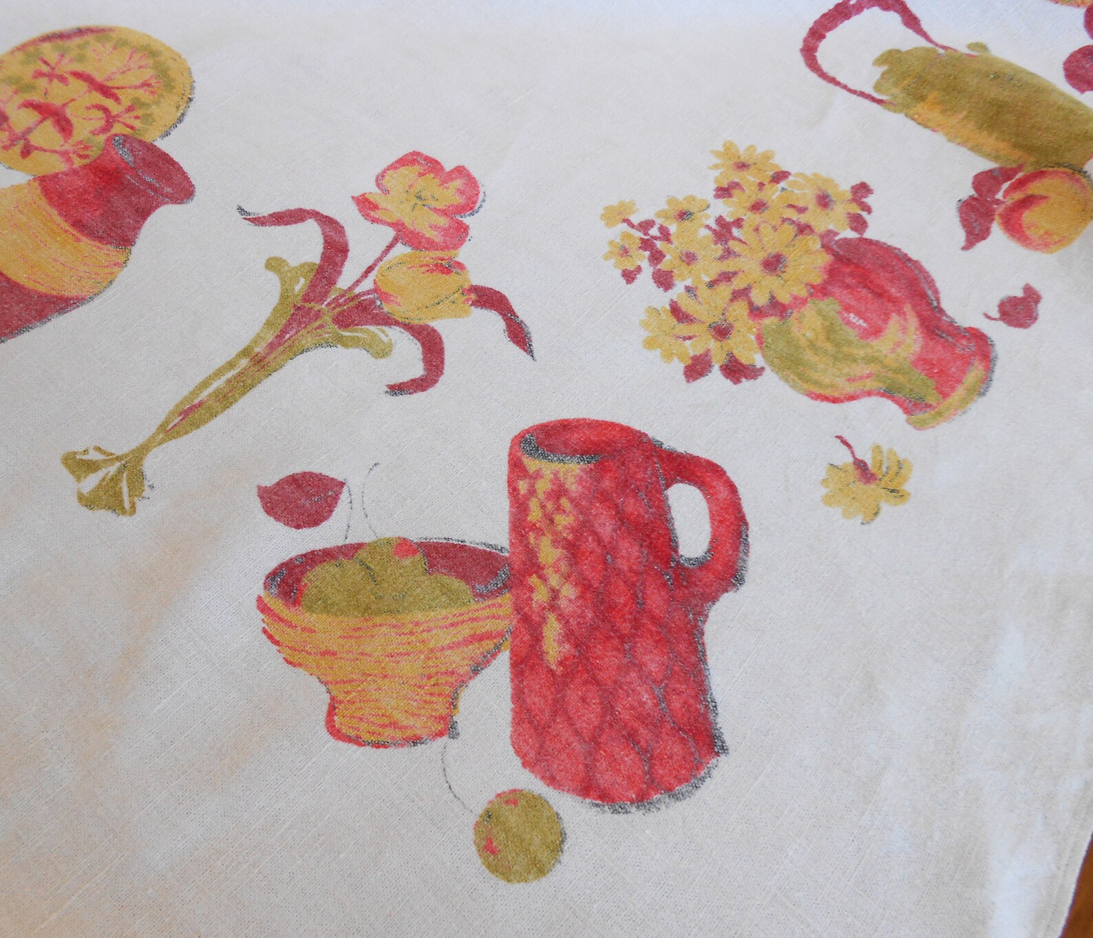 Linen Tablecloth Red Gold and Green Print on Ivory Linen - Etsy