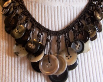 Buttons necklace | Etsy