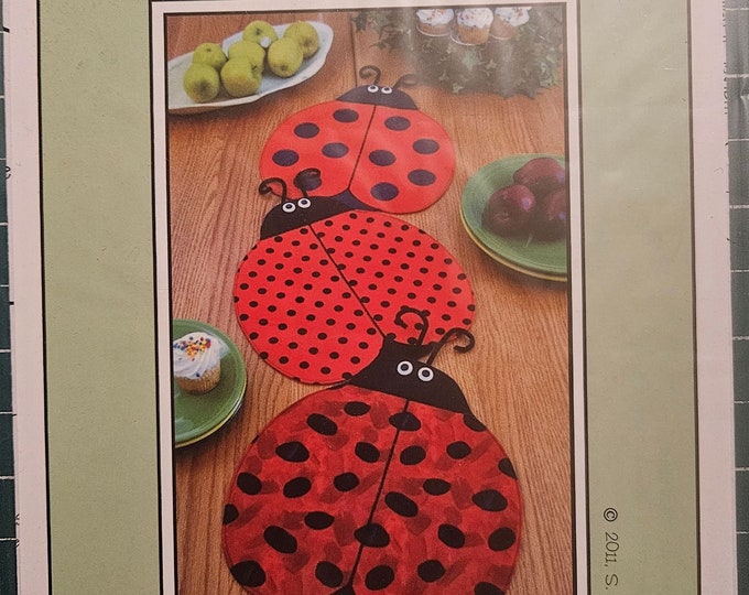 PATTERN: SWEETPEA PODS by Lazy Girl Designs Coin Purse Cosmetics Bag ...