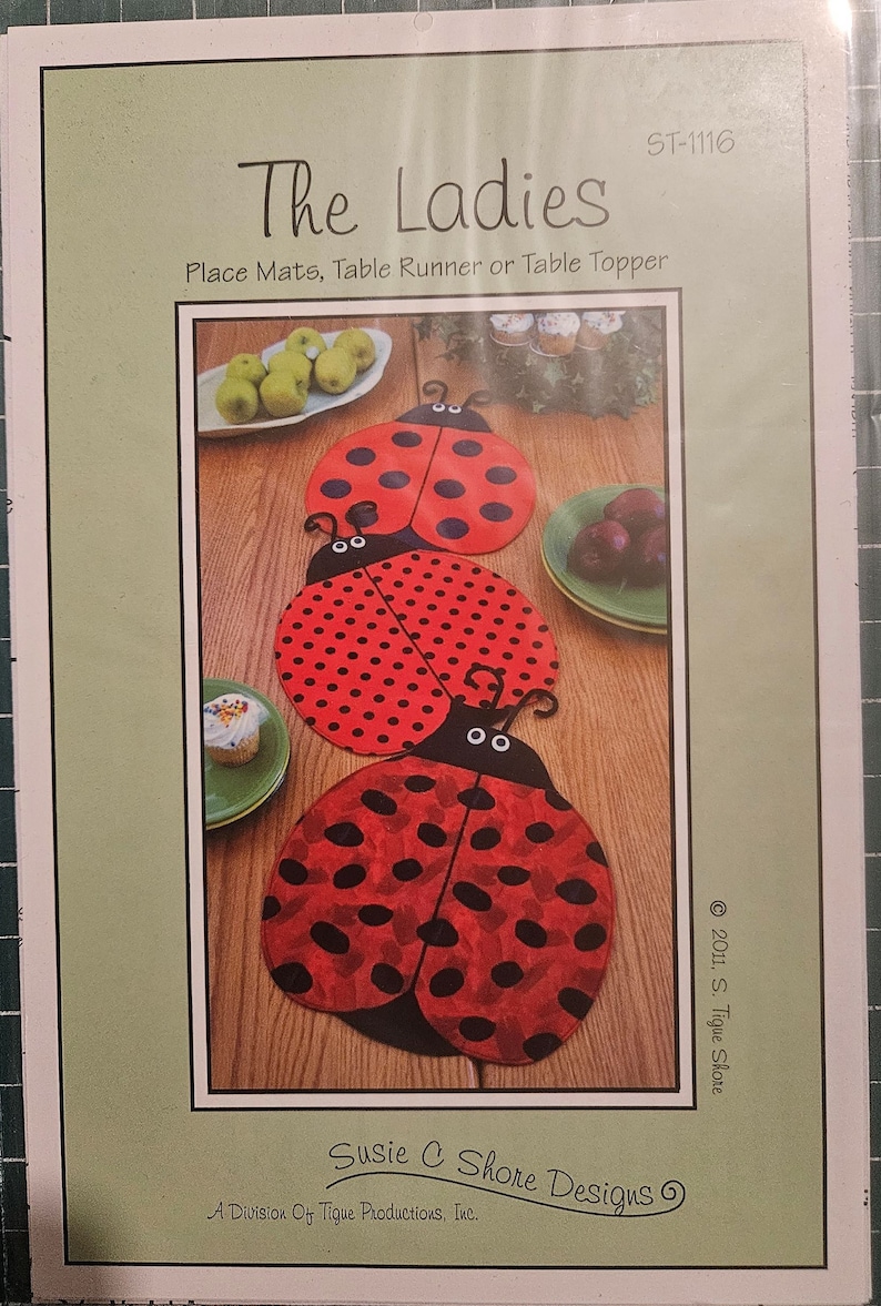 PATTERN: the Ladies -ST-1116 - Lady Bug Place Mats - Table Topper ...