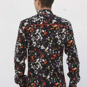 Triangle Pattern Shirt - Dark Triangles - BAÏSAP - Etsy