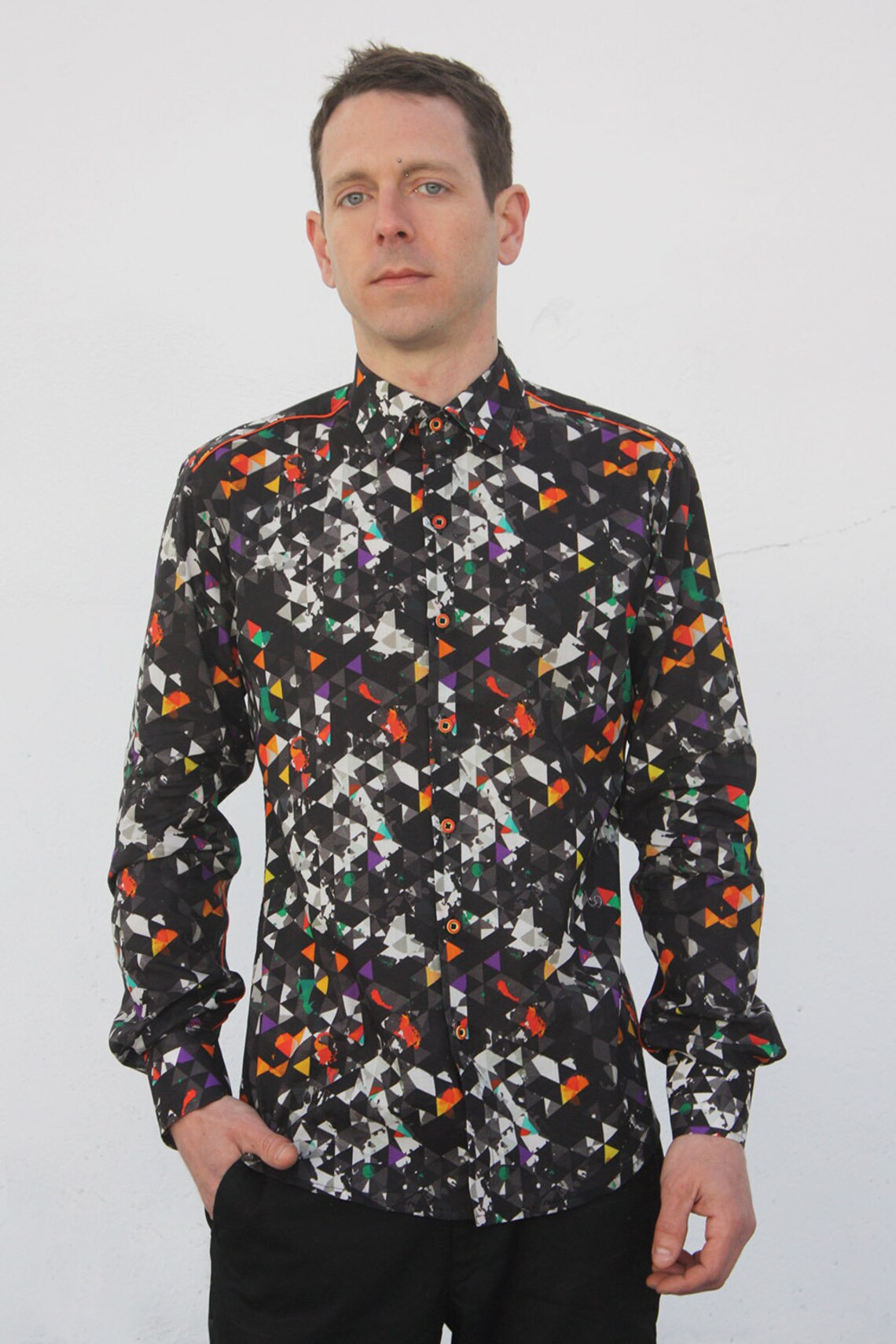 Triangle Pattern Shirt - Dark Triangles - BAÏSAP - Etsy