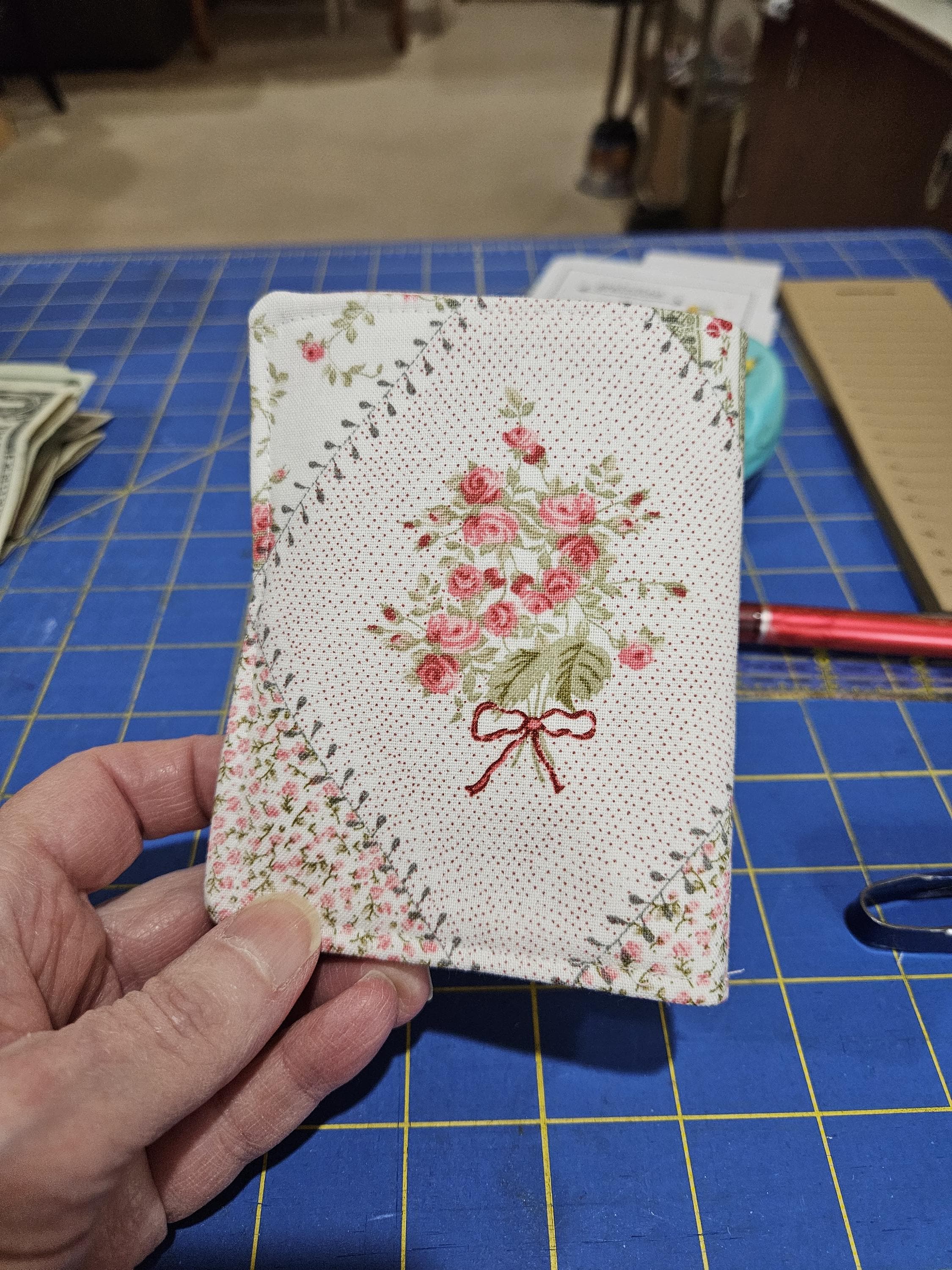Fabric Needle Case: Sewing Needle Storage Wallet With Wool Felt Pages ...