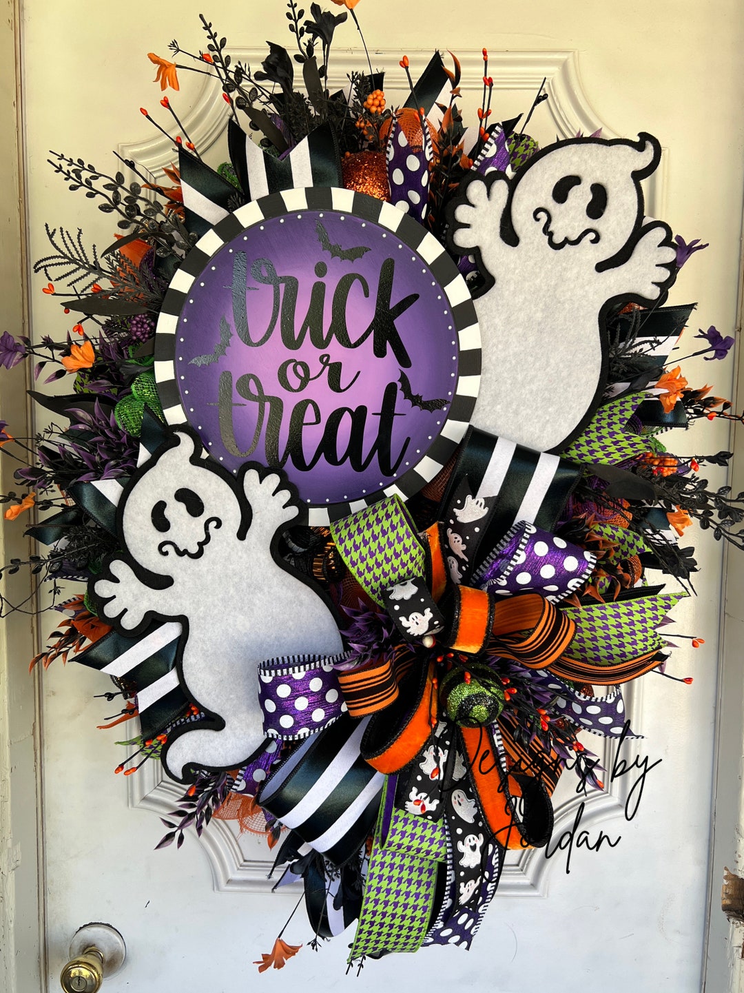 Halloween Wreath, Ghost Wreath, Halloween Decor, Trick or Treat Wreath ...