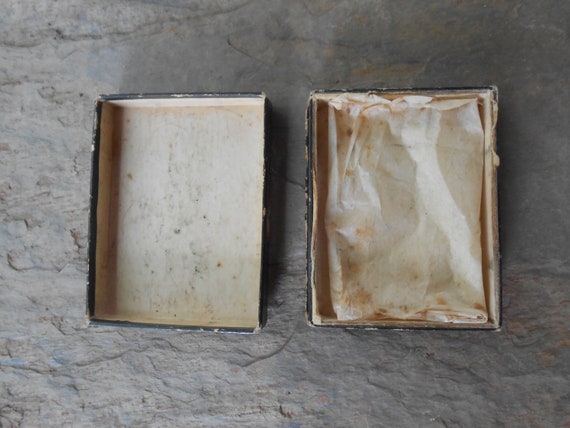 1920's Golden Peacock Face Powder Box - Gem