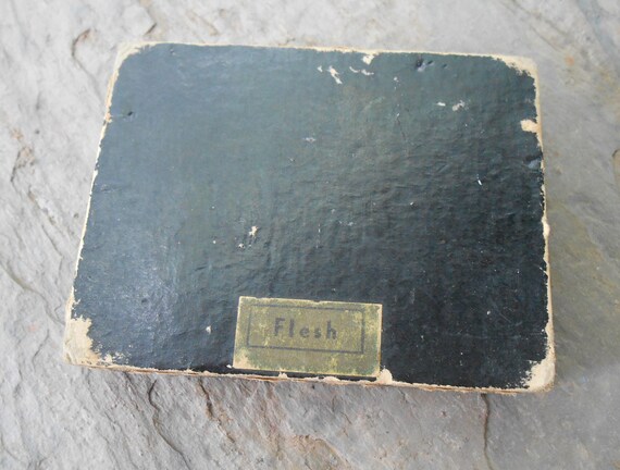 1920's Golden Peacock Face Powder Box - Gem