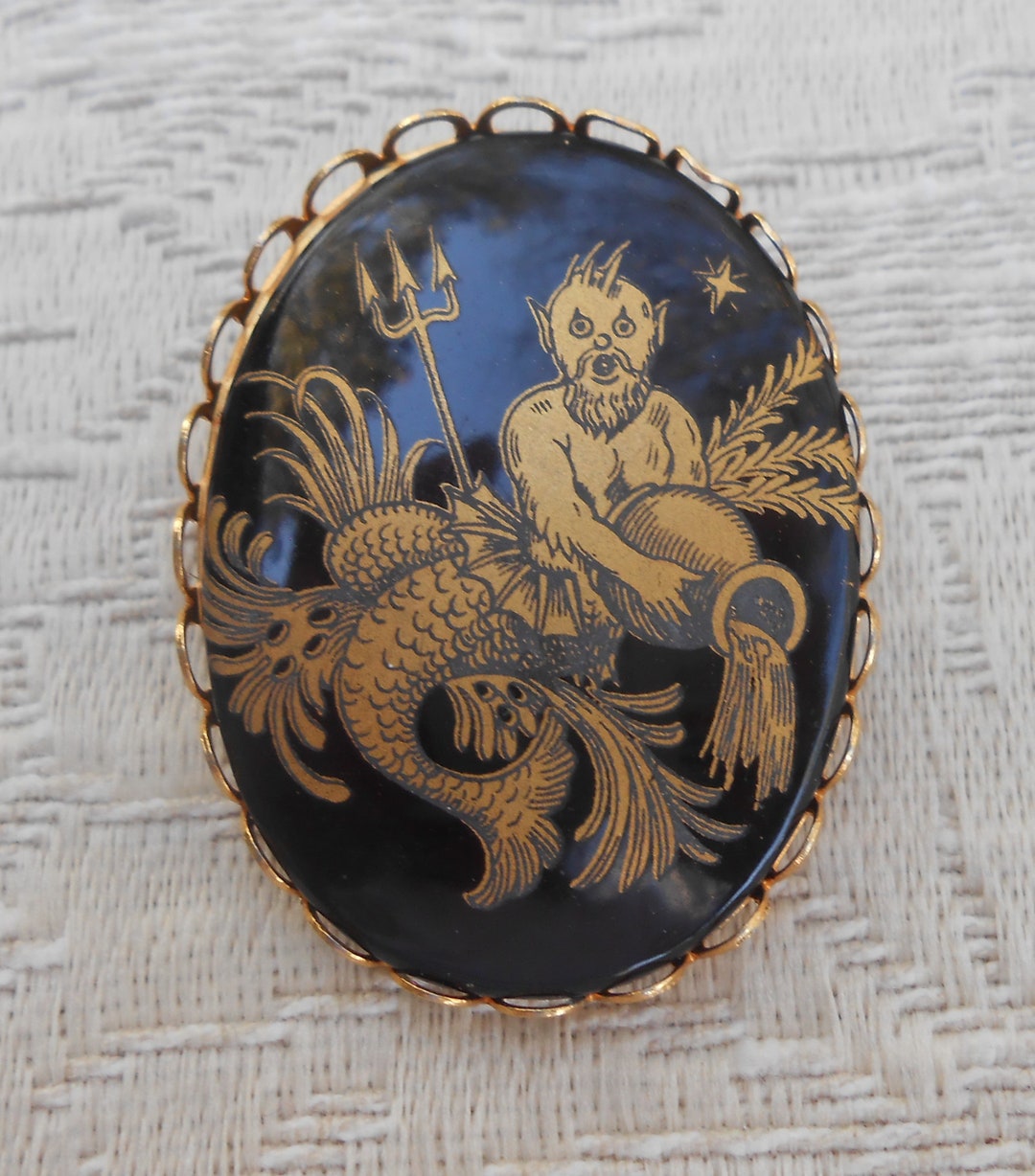 Vintage Poseidon/neptune Gold Tone Cabochon Pin - Etsy