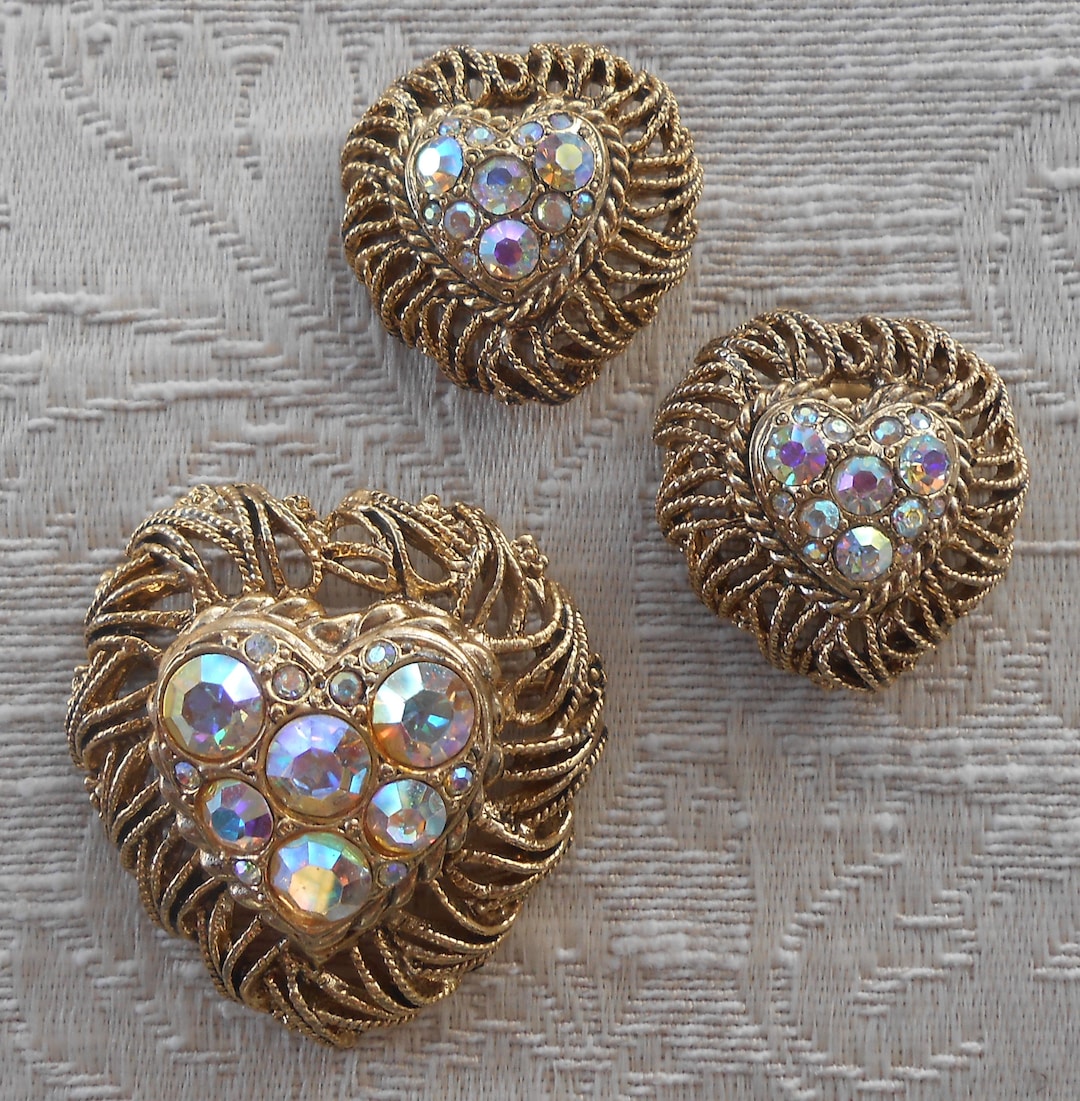 Signed CRAFT Gold Tone Aurora Borealis Rhinestone Heart Brooch Clip on ...