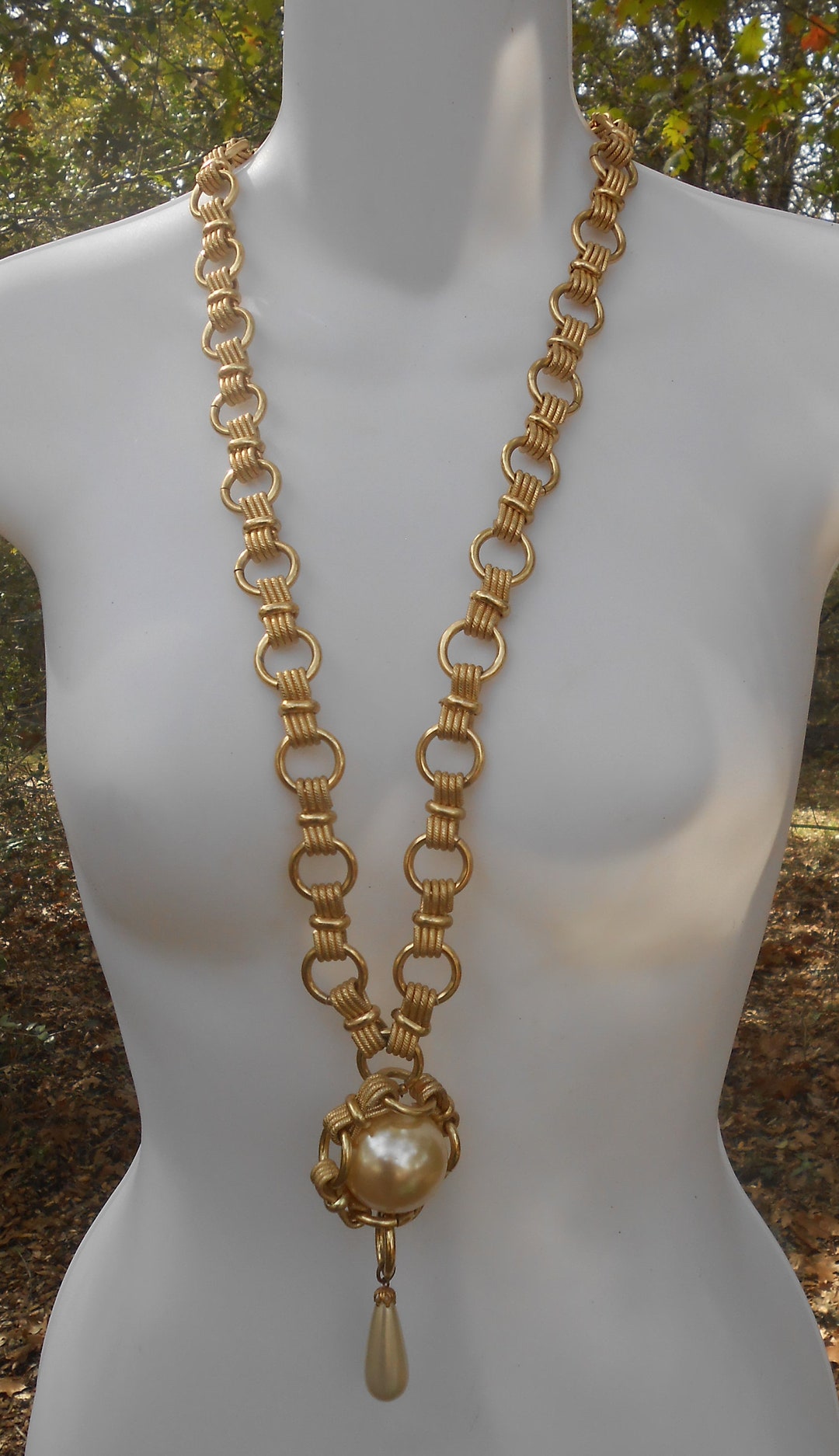 Alexis Lahellec Signed Gold Tone Chain Link Pearl Tassel Runway ...