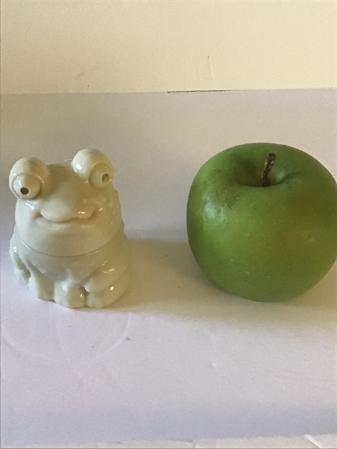 Avon Collectible Dwerpy Toad or Frog - Etsy